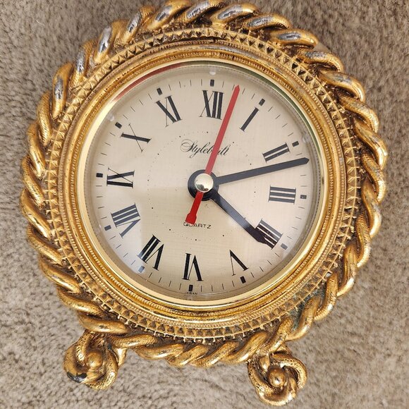 Stylebuilt | Accents | Vintage Stylebuilt Clock Gold Tone Small Round ...